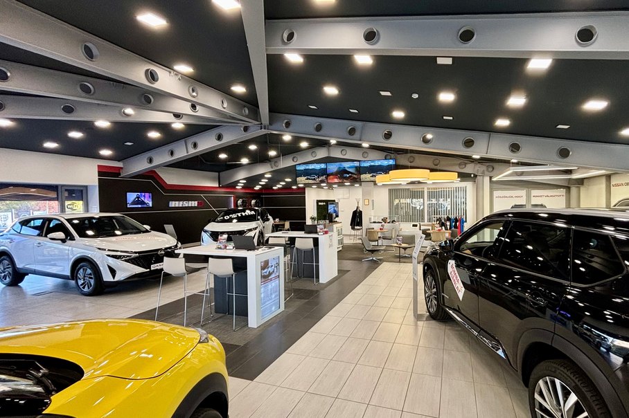 Nissan Centrum